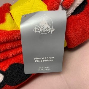 Disney | Bedding | Disneys Mickey Mouse Fleece Throw Blanket 5x60 ...